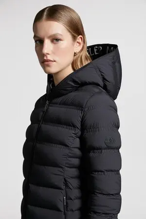 Moncler Alete Short Down Jacket