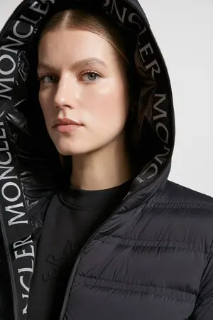 Moncler Alete Short Down Jacket