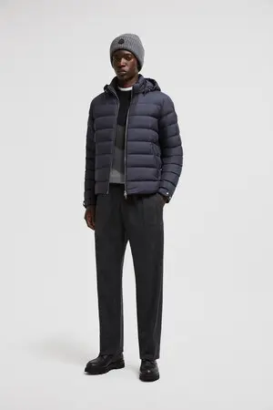 Moncler Arneb Hooded Short Down Jacket - Blue
