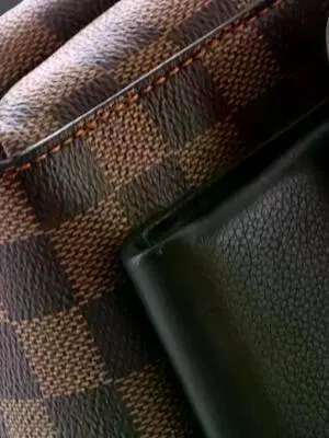 LOUIS VUITTON Vavin Pm Crossbody Bag - Black