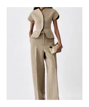 Jacquemus The Ovalo Short-sleeve Jacket