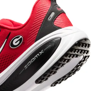 Nike Vomero 18 Road Running Shoes - Red