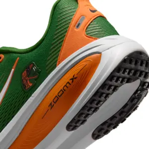 Nike Vomero 18 College Road Running Shoes - Green