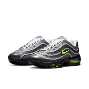 Nike Max Joga Bonito Sneakers