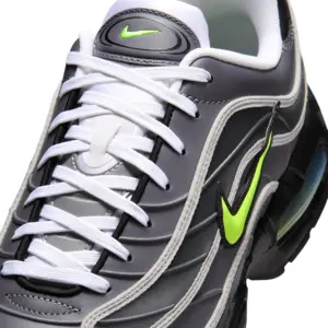 Nike Max Joga Bonito Sneakers