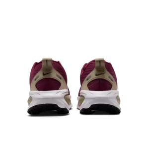 Nike College Vomero 18 Road Running Shoes - Red
