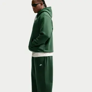 Nike Solo Fleece Cuffed Pants