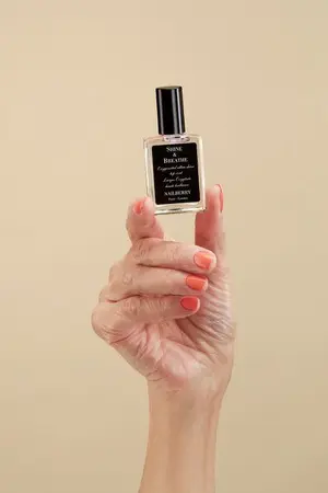 NAILBERRY Shine & Breathe Top Coat