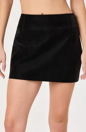 Astr The Label Arielle Faux Leather Skort