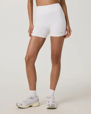 Vuori Vuori Set Point Layering Shorts 3.5" White
