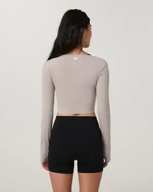 Vuori Allthefeels™ Long Sleeve Scoop Top - Soft Pewter