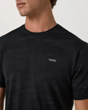 Vuori Short Sleeve Clearview Engineered T-shirt - Black