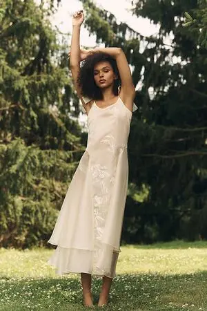 Rya Collection Voltaire Gown - Pearl
