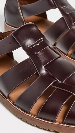 G.H. BASS & CO. Reed Mini Lug Fisherman Sandals
