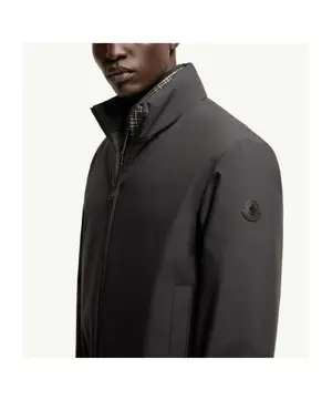 Moncler Luserna Short Down Jacket - Black