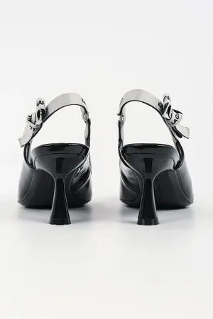 Karl Lagerfeld Pointed-toe Sandals