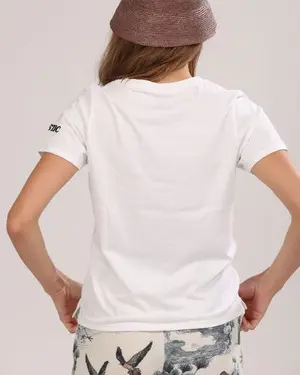 Las Surenas Mystic T-shirt