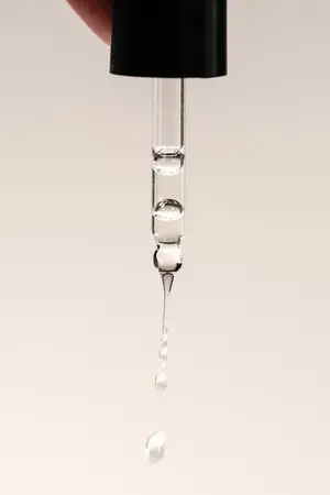 NAILBERRY Dry & Dash Lacquer Drying Drops