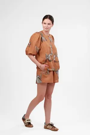 Las Surenas Short Astrology