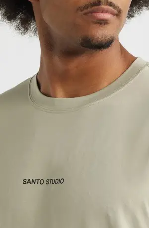 SANTO STUDIO Tempo Wordmark Tech T-shirt