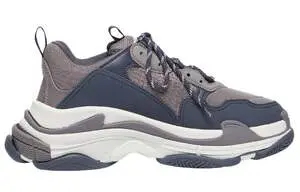Balenciaga Triple S Sneaker - Grey