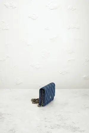 Chanel Denim Printed Wallet On Chain - Blue