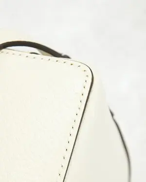 FWRD RENEW Gucci Ophidia Shoulder Bag - White
