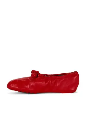 Bottega Veneta Fantasmina Supple Loafer - Cardinal