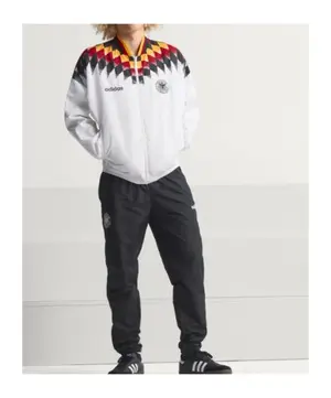 ADIDAS ORIGINALS Logo Embroidered Zip-up Jacket