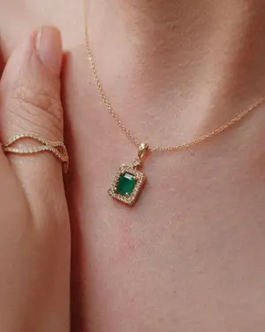 QIRAT FINE JEWELRY Emerald And Diamond Halo Necklace In 18k Gold