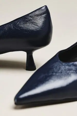 BIBI LOU Pointed-toe Kitten Heels