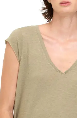 PROJECT SOCIAL T Canyon V-neck T-shirt - Olive