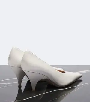 GIANVITO ROSSI Sofia Leather Pumps