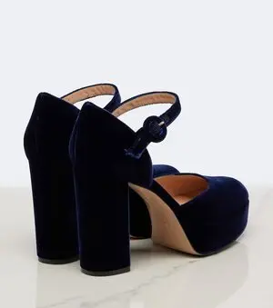 GIANVITO ROSSI Velvet Platform Pumps