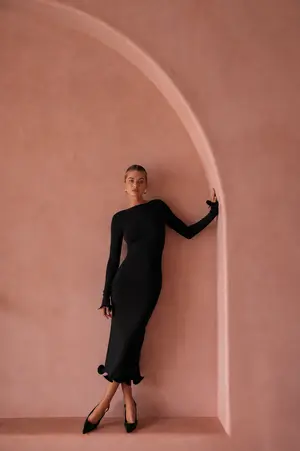 SAME Long Sleeve Ruffle Hem Midi Dress - Black