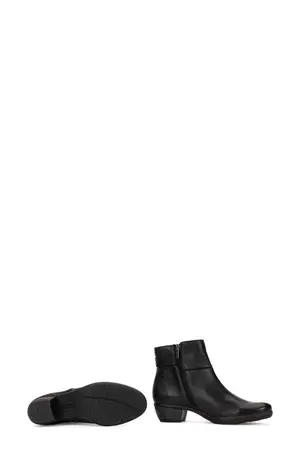 Pikolinos Utiel Leather Ankle Boot - Black