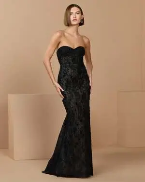 MAC DUGGAL COLLECTION Embellished Strapless Bustier Gown With Sweeping Train