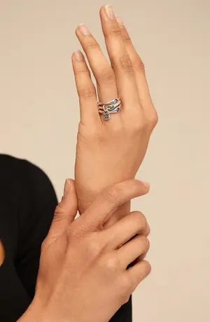 UNODE50 Sterling -plated Triple Ring With Red Crystals