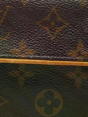 LOUIS VUITTON 2003 Monogram Florentine Belt Bag