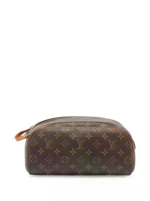 LOUIS VUITTON Dopp Kit Monogram Wash Bag - Brown