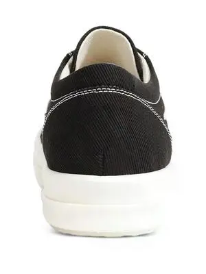 Rick Owens Low Top Sneakers With Graphic Appliqu - Black