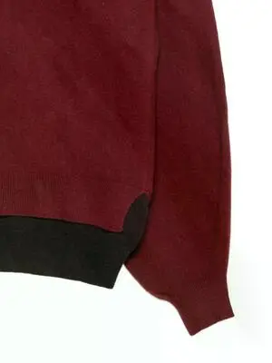 MANZONI 24 V-neck Long Sleeve Sweater - Red