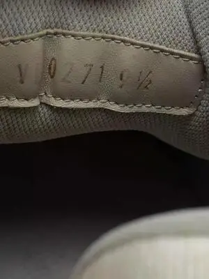 LOUIS VUITTON Leather Low-top Sneakers - White