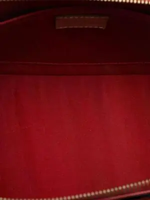 LOUIS VUITTON Monogram Vernis Rosewood Avenue Shoulder Bag - Red
