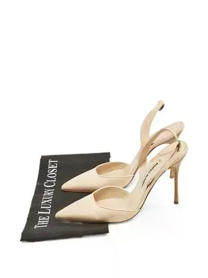 Manolo Blahnik Carolyne Slingback Pumps