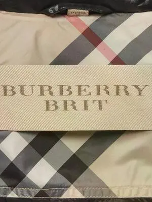 Burberry Diamond-quilted Belted Vest