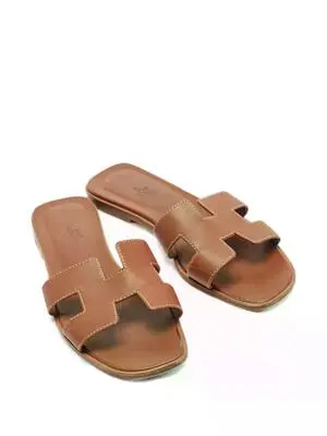 Hermès Oran Cutout Slides