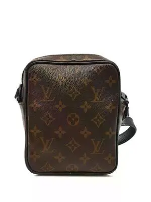 LOUIS VUITTON Christopher Messenger Bag