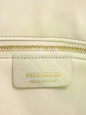 FERRAGAMO 2010-2026 Leather Vara Satchel