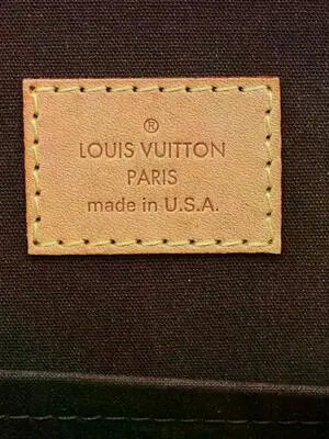LOUIS VUITTON 2011 Alma Monogram Vernis Tote Bag - Red